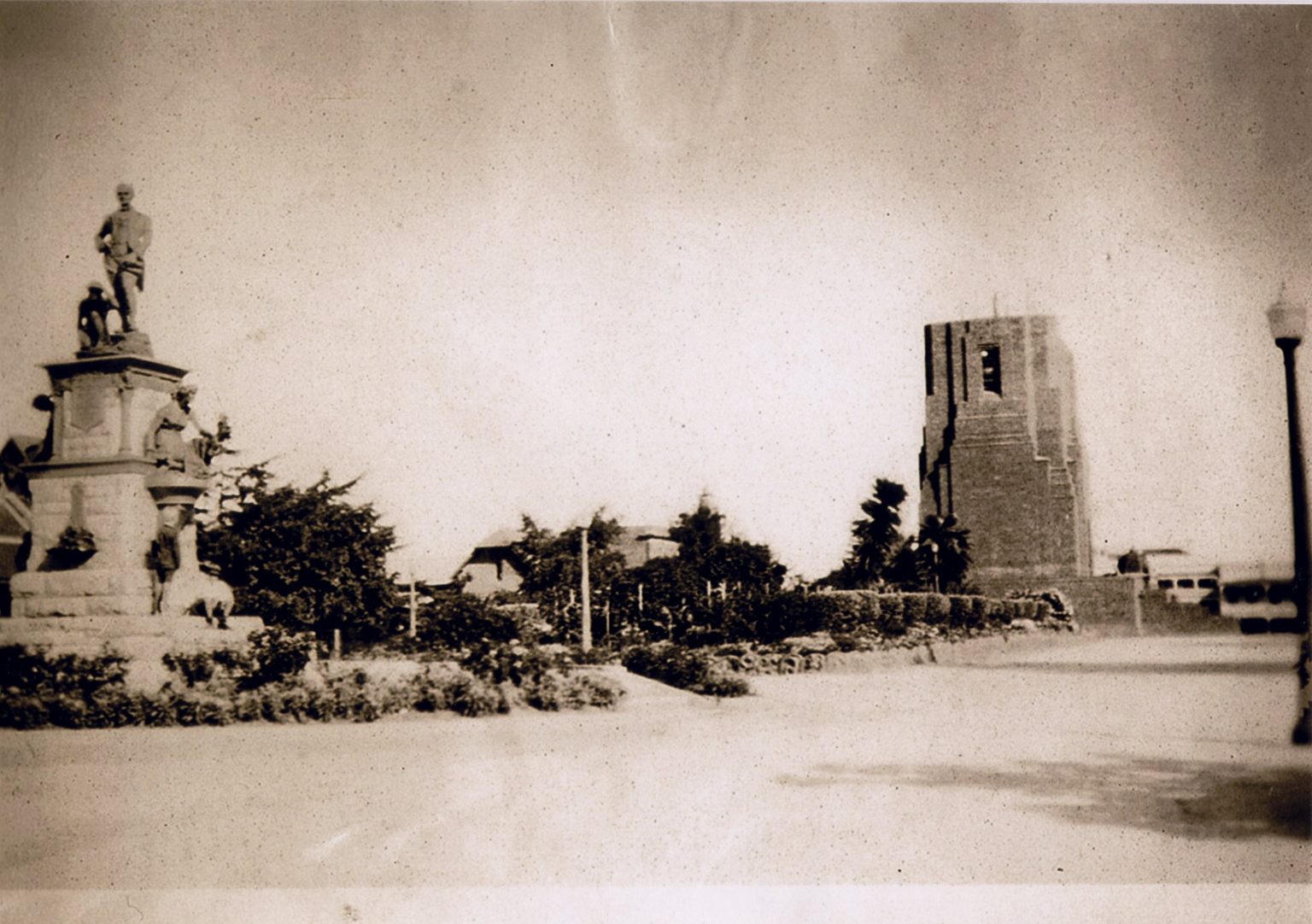 History - Friends of the Bathurst War Memorial Carillon